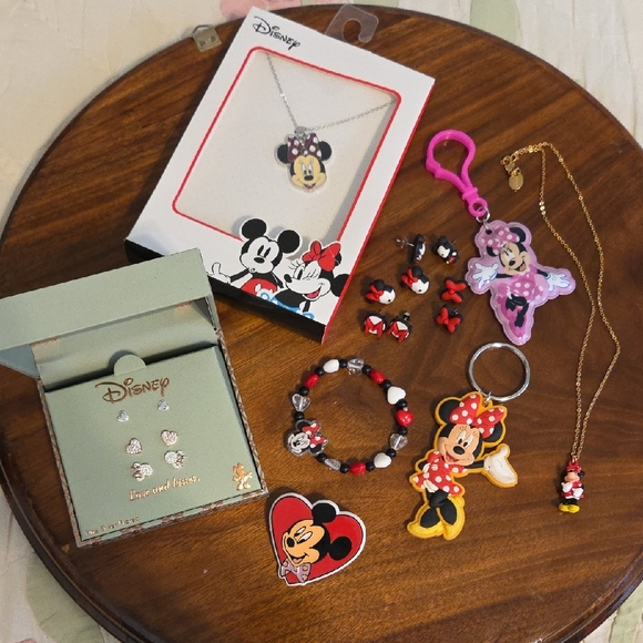 Disney | Jewelry | Disney Minnie Mouse Kids Accessory Set Red Black ...